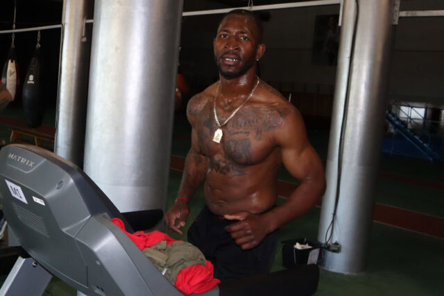 William Scull sostiene que Canelo Álvarez teme enfrentarlo - UNANIMO ...