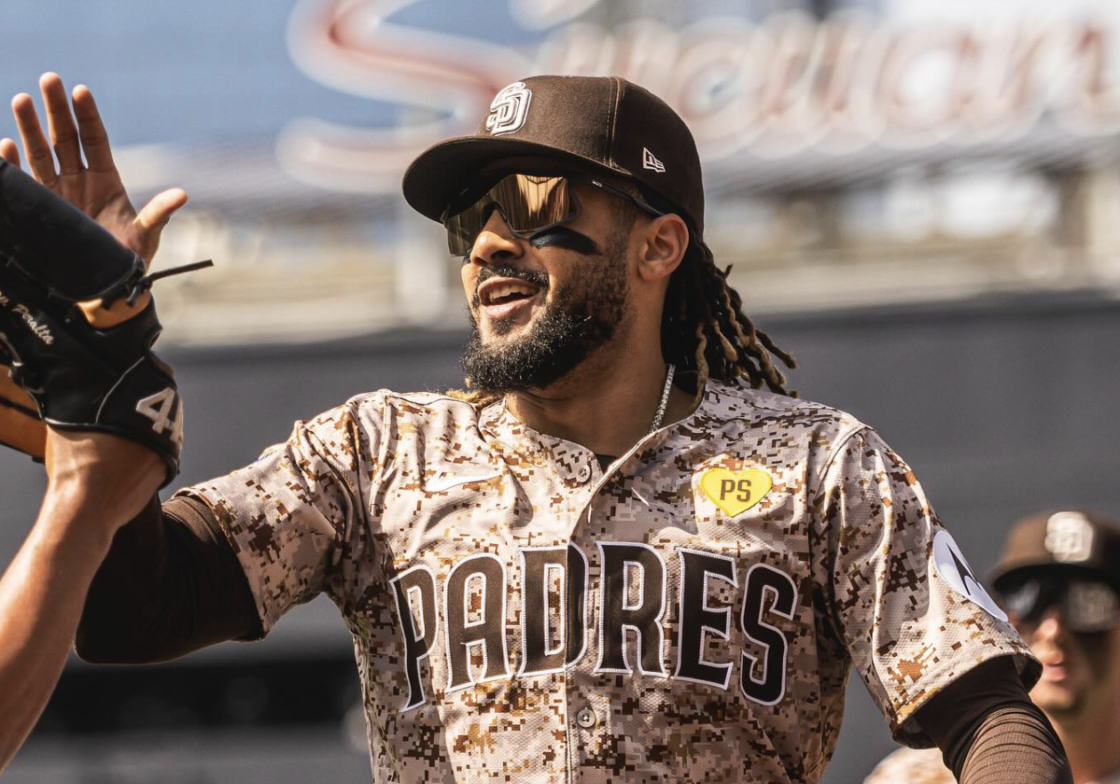 Fernando Tatis Jr. y el homenaje en su calzado en el Día de las Madres ...